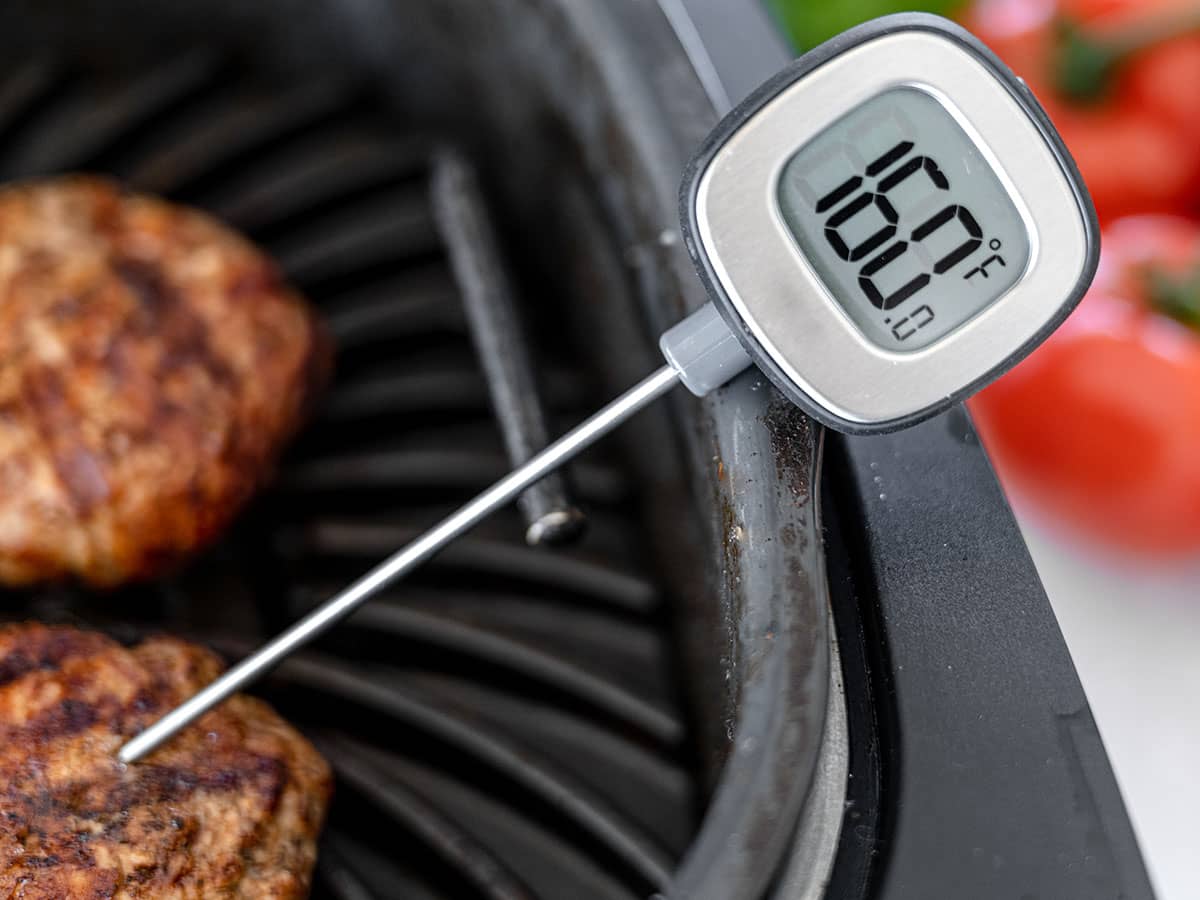 Food Safety Tips to Keep Summer Fun - Meadville Medical Center